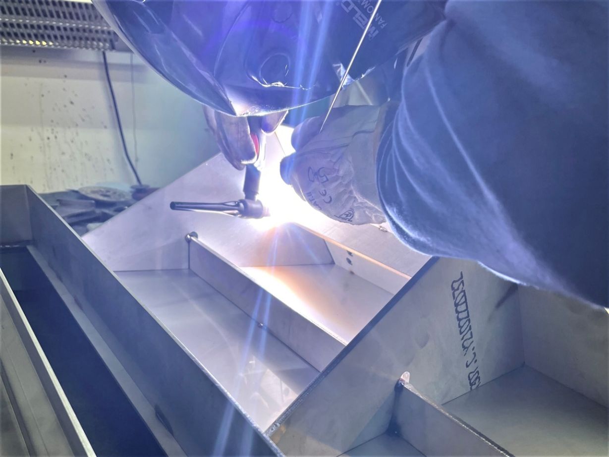 ÁDÁND - HEGESZTÉS - IPARI ÉS LAKOSSÁGI